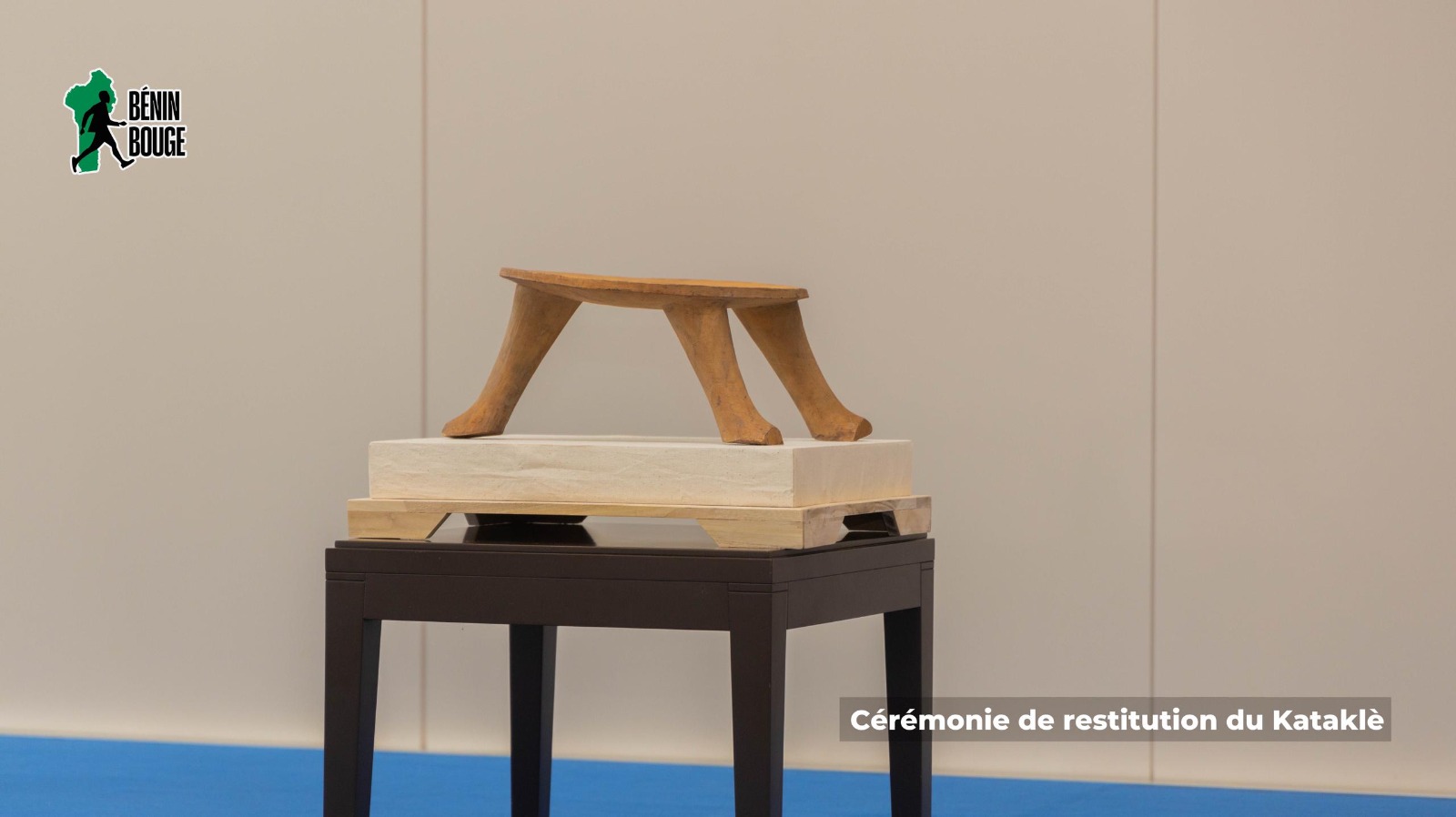 Restitution de la 27è œuvre royale pillée par le général Dodds